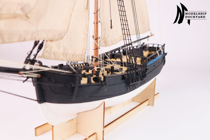 USS Providence 1775 - 1:72 + Pre Sewn Sails - NEW – Dry-Dock Models & Parts