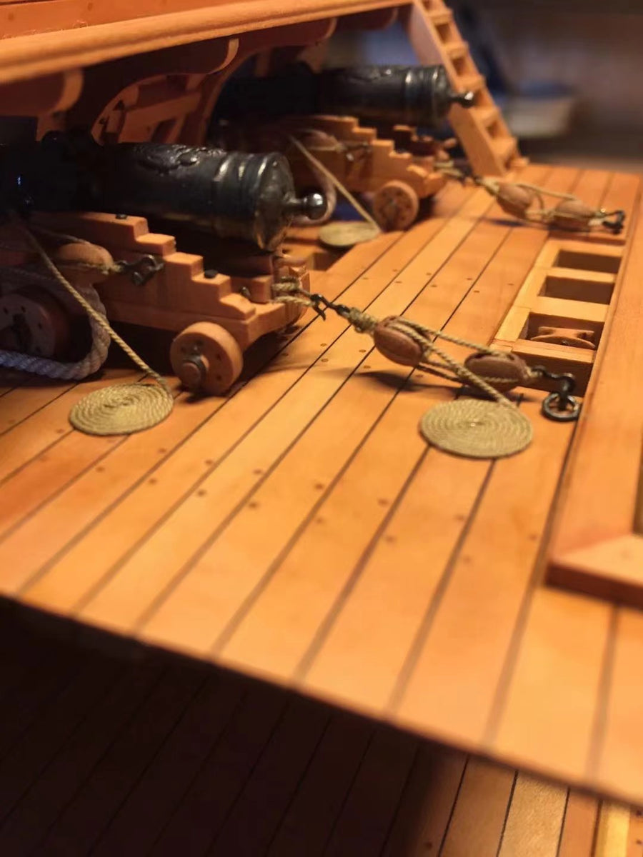 Le Fleuron Gun Deck 1:48 POF Kit – Dry-Dock Models & Parts